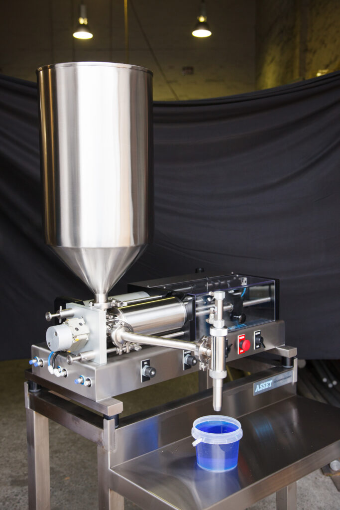 AV3-1C Single Cylinder Volumetric Filling Machine